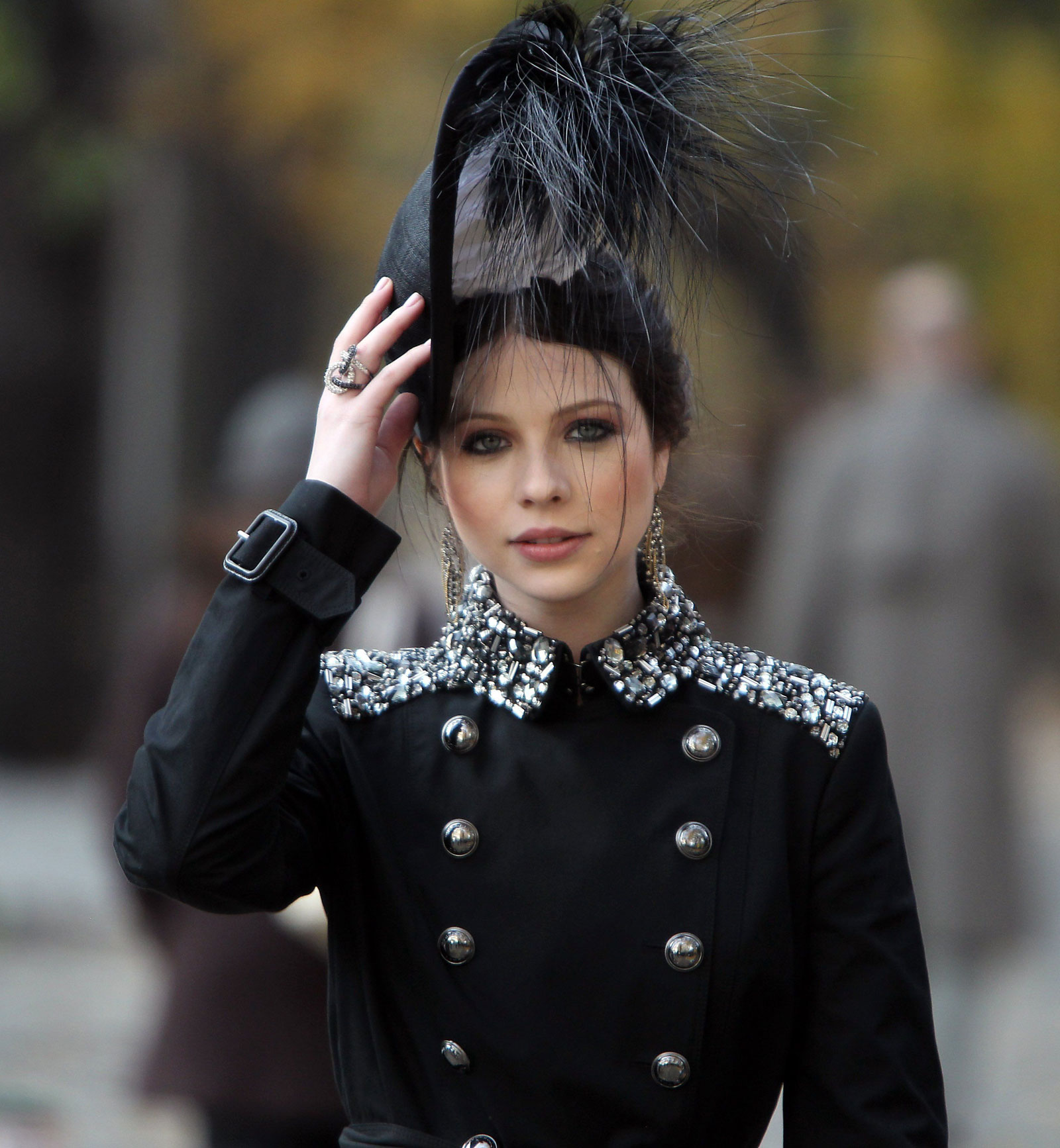 Michelle Trachtenberg at Gossip Girl Set in New York – HawtCelebs