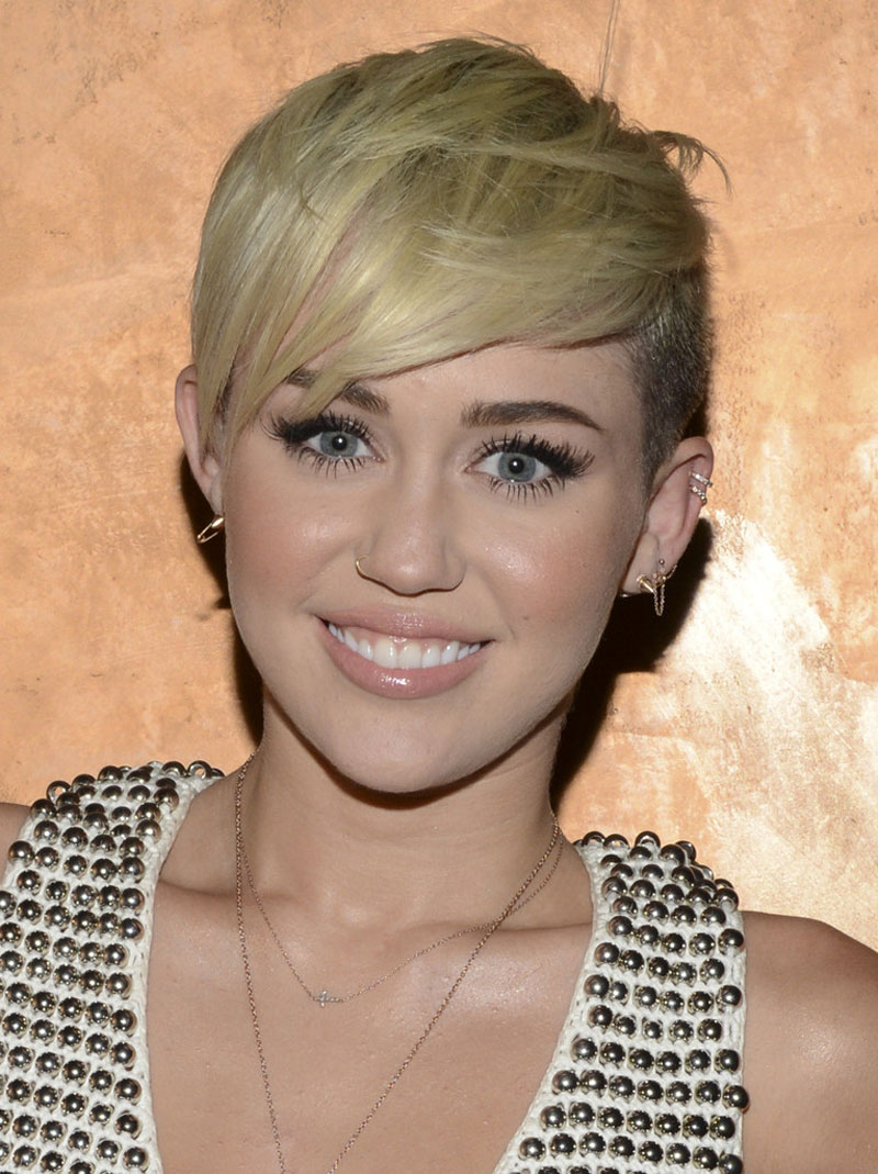 MILEY CYRUS at City of Hope Gala in Los Angeles – HawtCelebs
