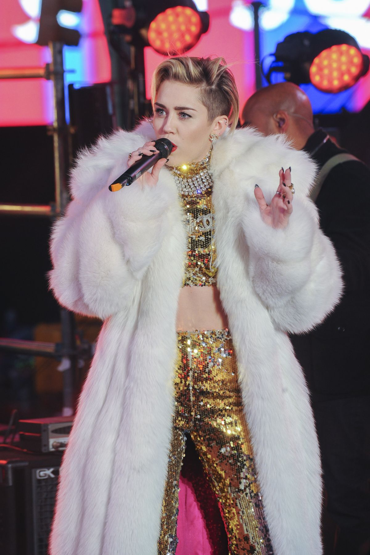 MILEY CYRUS Performs at Dick Clark’s New Year’s Rockin’ Eve with Ryan ...