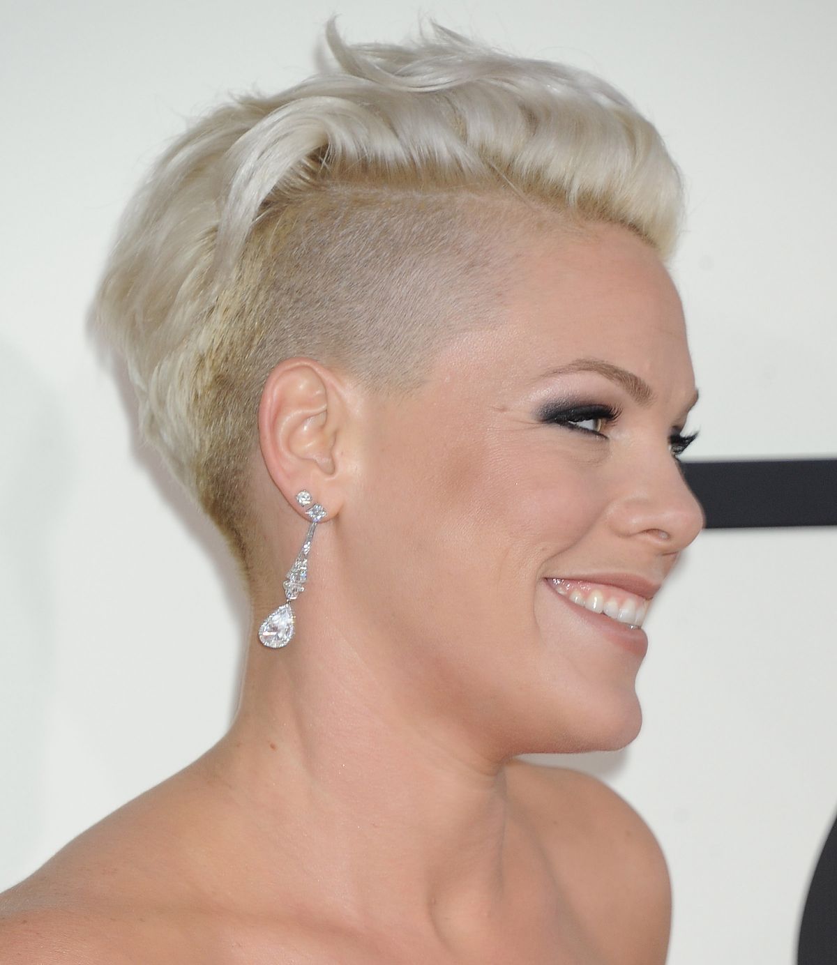 PINK at 2014 Grammy Awards in Los Angeles – HawtCelebs