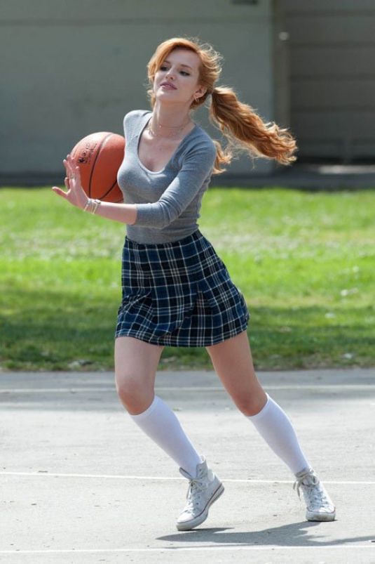 Bella Thorne Basketball