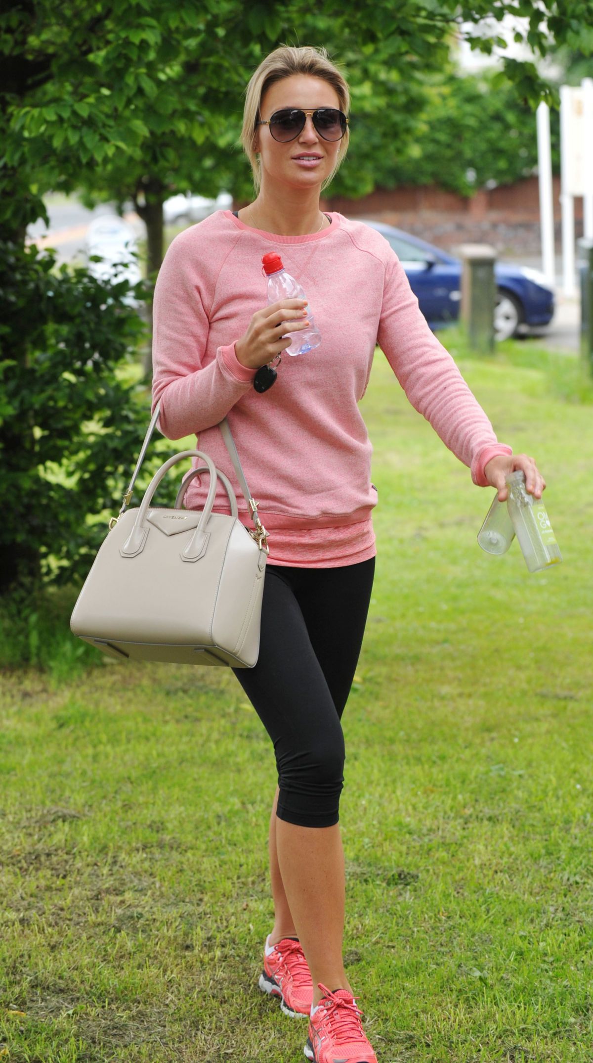 ALEX GERRARD in Legings Leaves a Gym in Liverpool – HawtCelebs