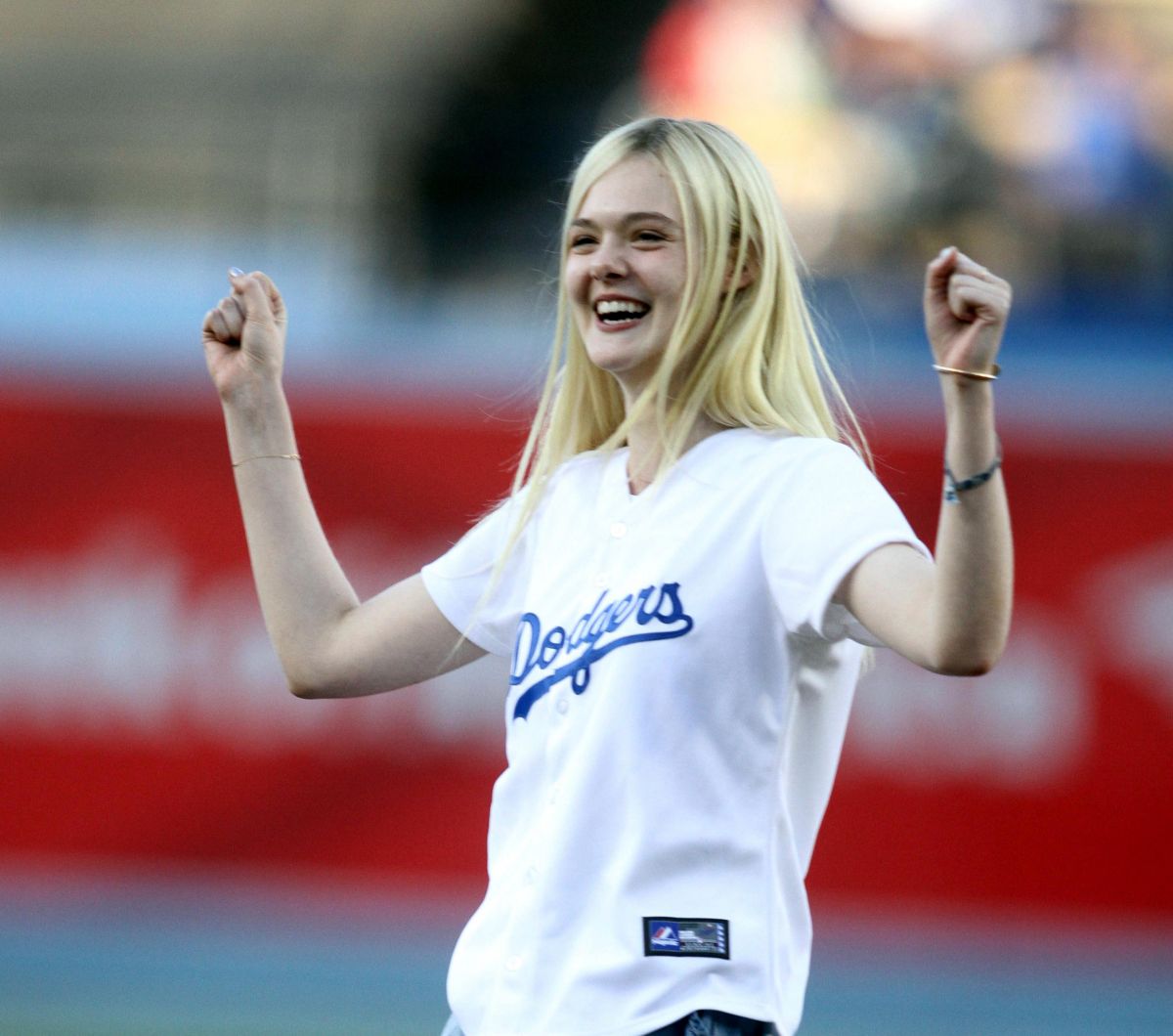 ELLE FANNING Throw First Pitch at Dodger’s Game in Los Angeles – HawtCelebs