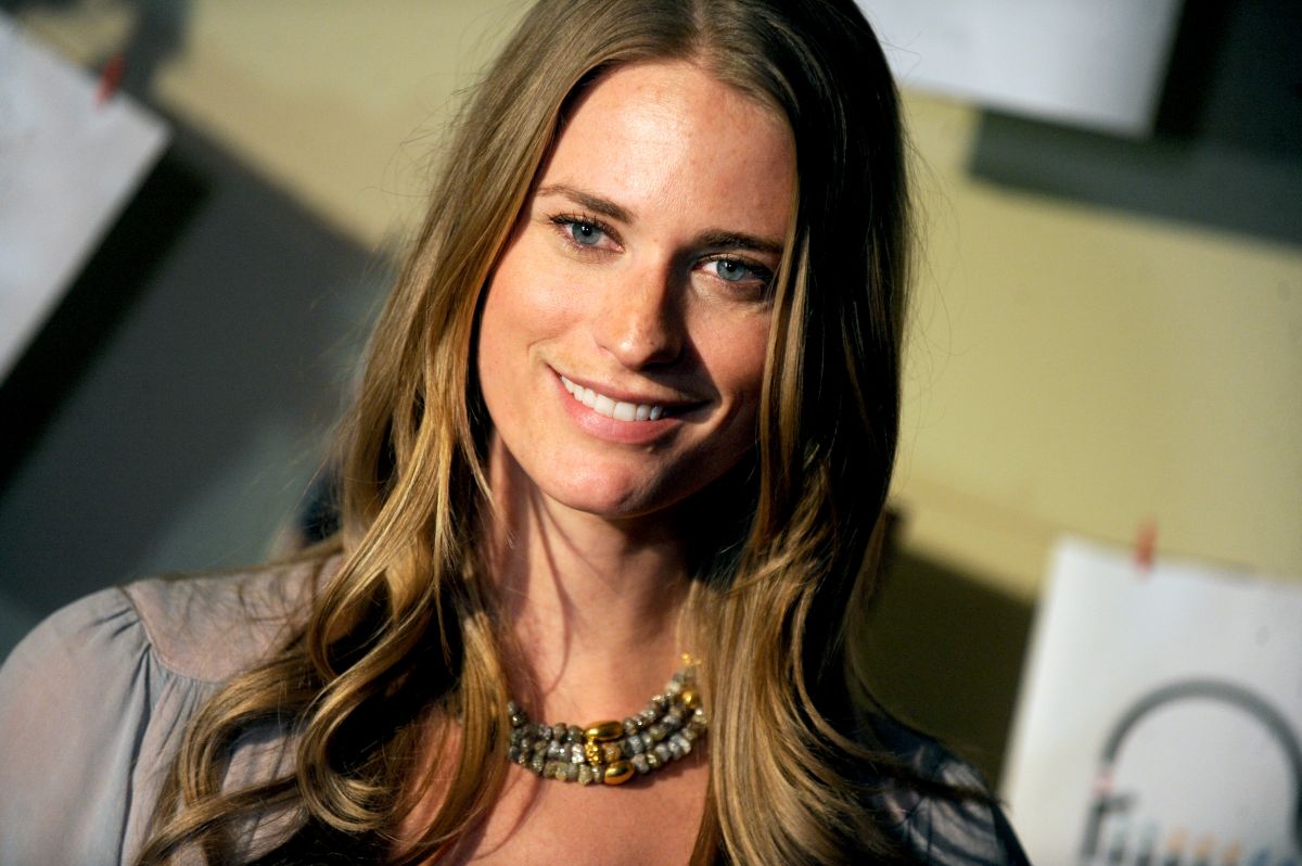 JULIE HENDERSON at 2014 United Nations Day Concert in New York – HawtCelebs