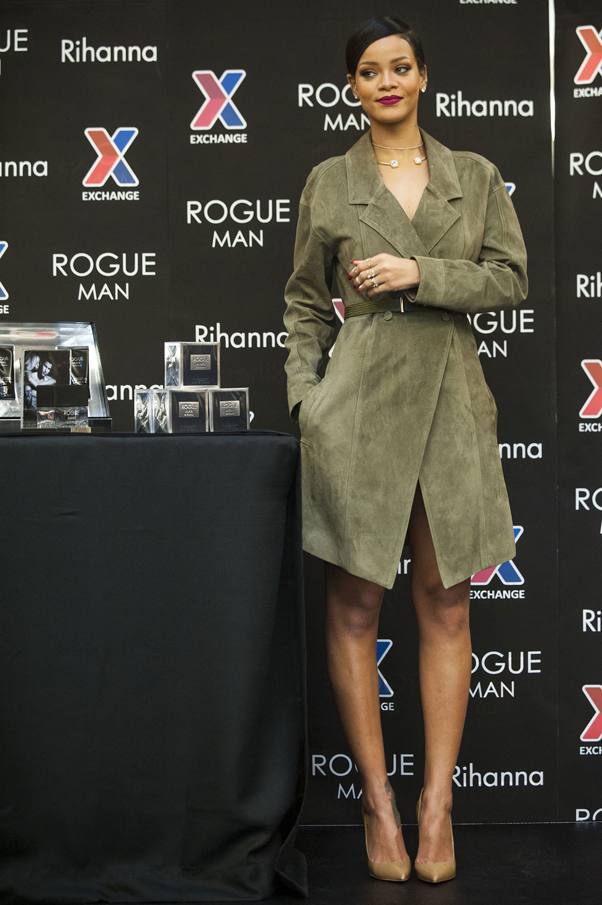 RIHANNA Promotes Rogue Man Fragnance at Fort Belvoir in Virginia ...