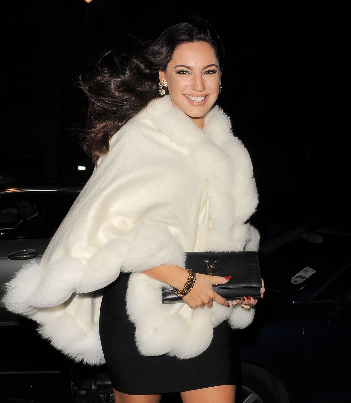 KELLY BROOK Arrives at a Christmas Party – HawtCelebs