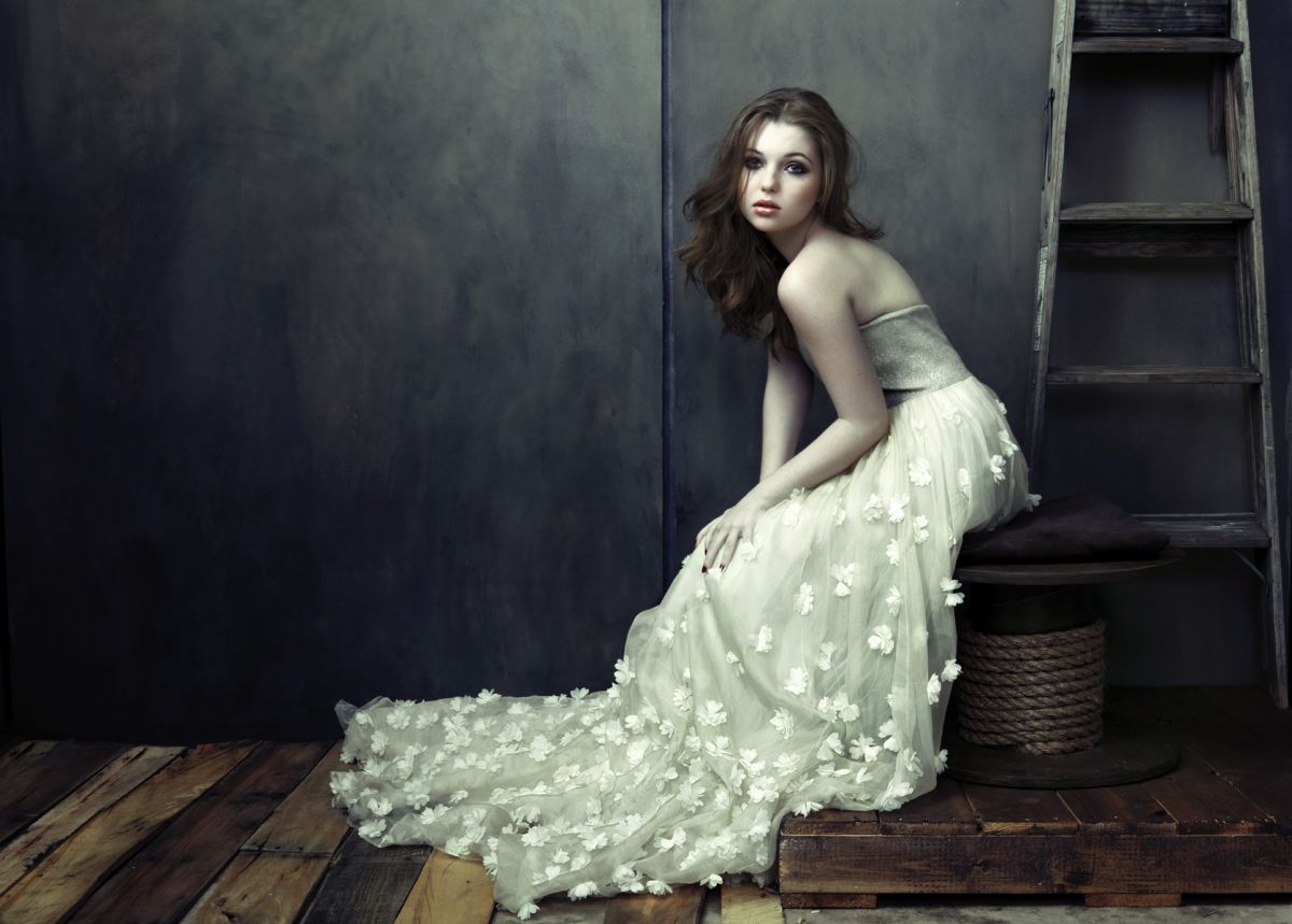 SAMMI HANRATTY – Ricky Middleworth Photoshoot – HawtCelebs