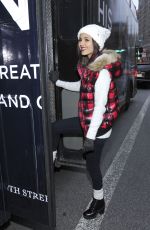 VICTORIA JUSTICE at American Eagle Outfitters #aeogetdownnyc Party Bus ...