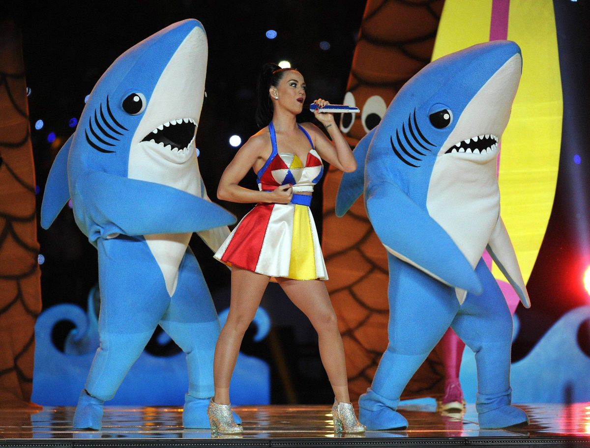 KATY PERRY Performs at Superbowl XLIX Halftime Show – HawtCelebs