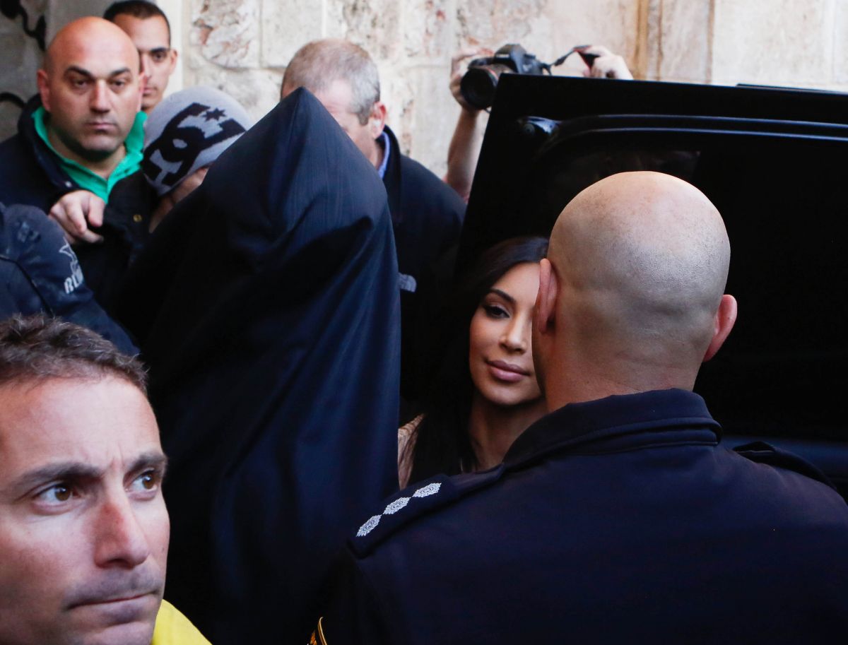 KIM KARDASHIAN at St. James Cathedral in Jerusalem – HawtCelebs