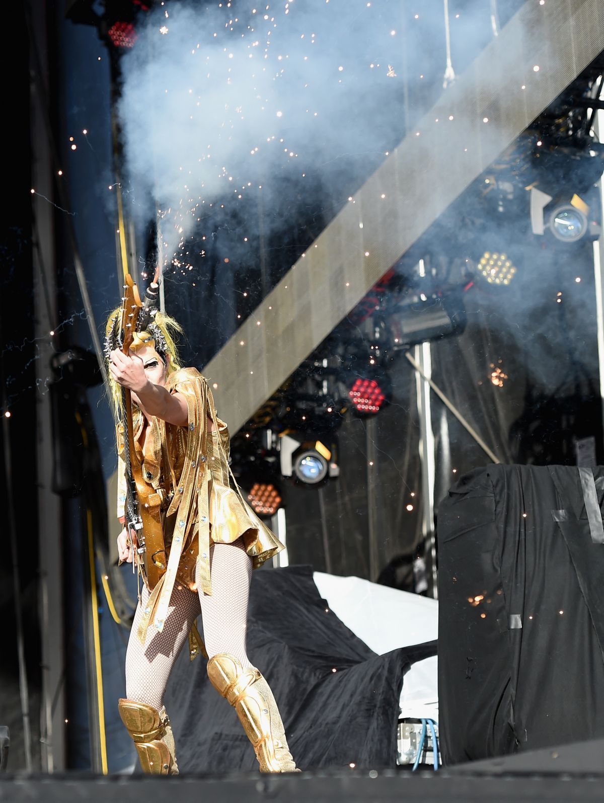 GINA GLEASON Performs at Rock in Rio USA 2015 in Las Vegas – HawtCelebs