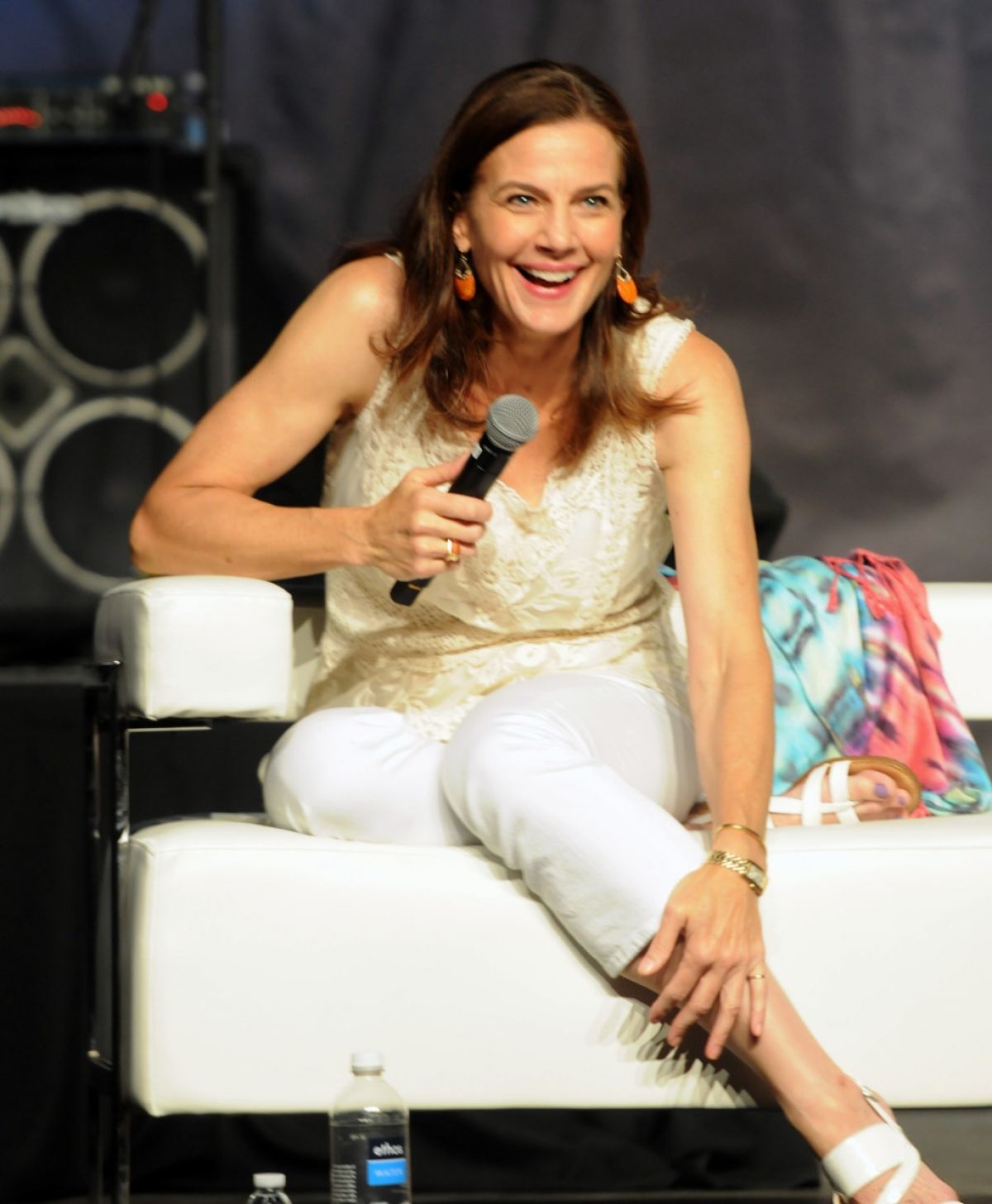 TERRY FARRELL At 14th Annual Official Star Trek Convention In Las Vegas TERRY FARRELL At 14th Annual Official Star Trek Convention In Las Vegas