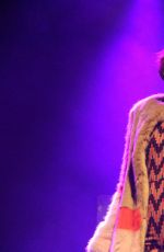 MARY ELIZABETH WINSTEAD Performs with Her Band in San Seattle 09/21 ...