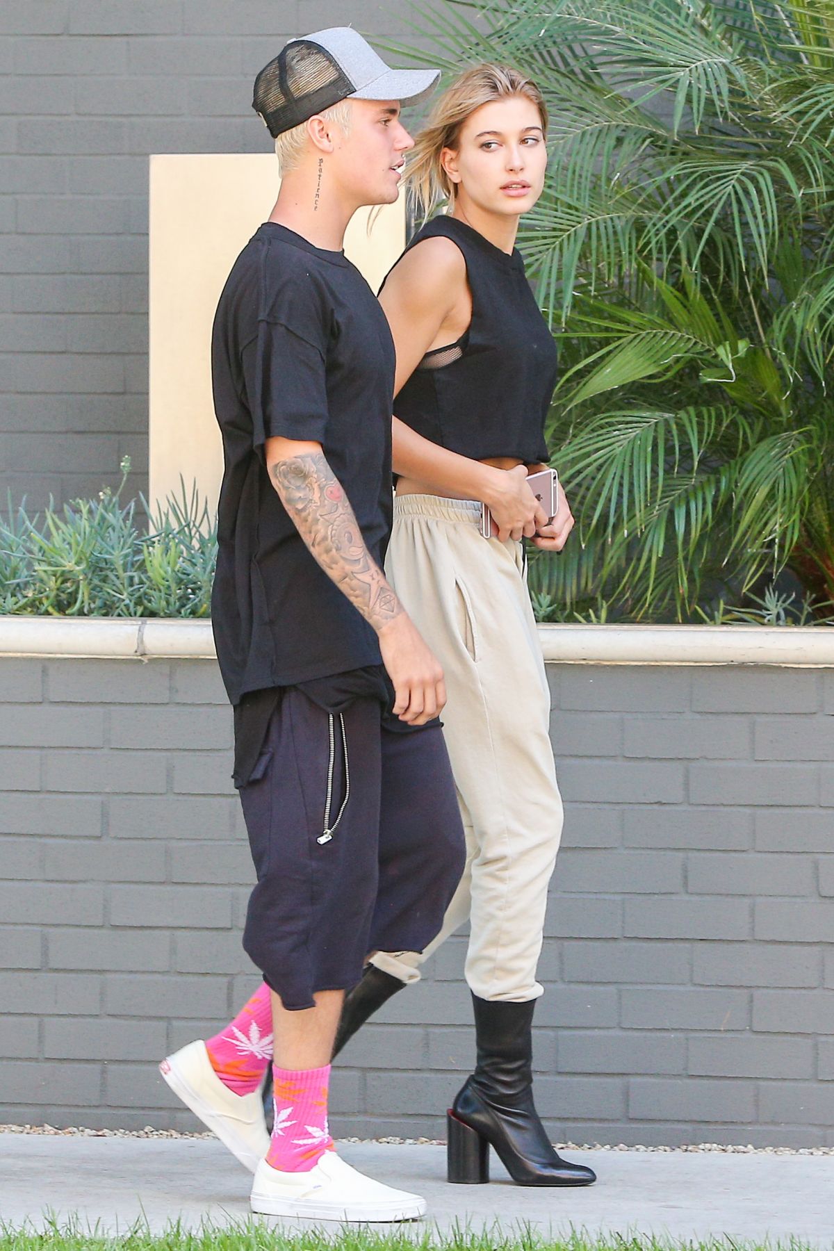HAILEY BALDWIN and Justin Bieber Out in Beverly Hills 10/07/2015 ...