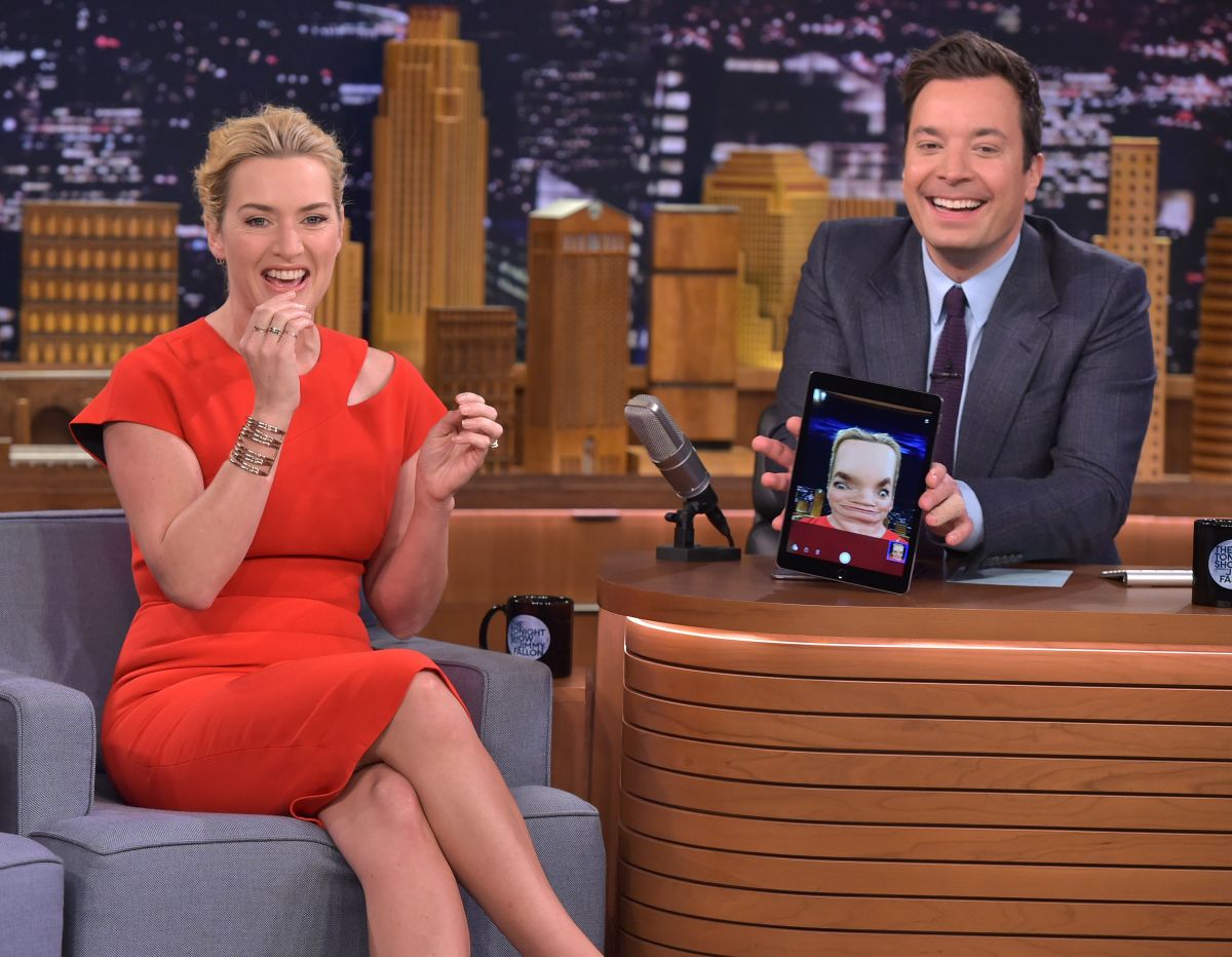 KATE WINSLET at Tonight Show with Jimmy Fallon 10/07/2015 – HawtCelebs