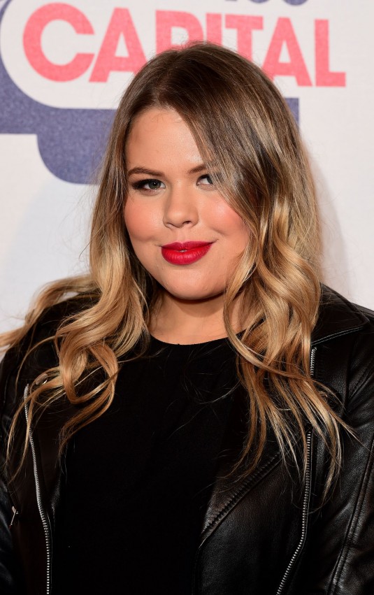 grace-sewell-at-jingle-bell-ball-2015-day-two-in-london-12-06-2015_3 ...