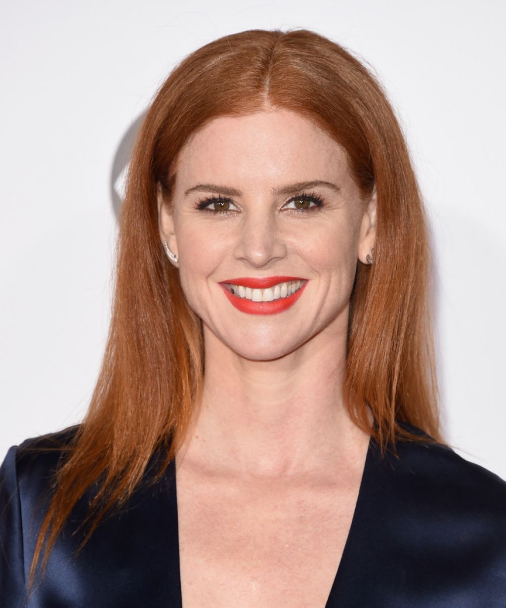SARAH RAFFERTY at 2016 People’s Choice Awards in Los Angeles 01/06/2016 ...