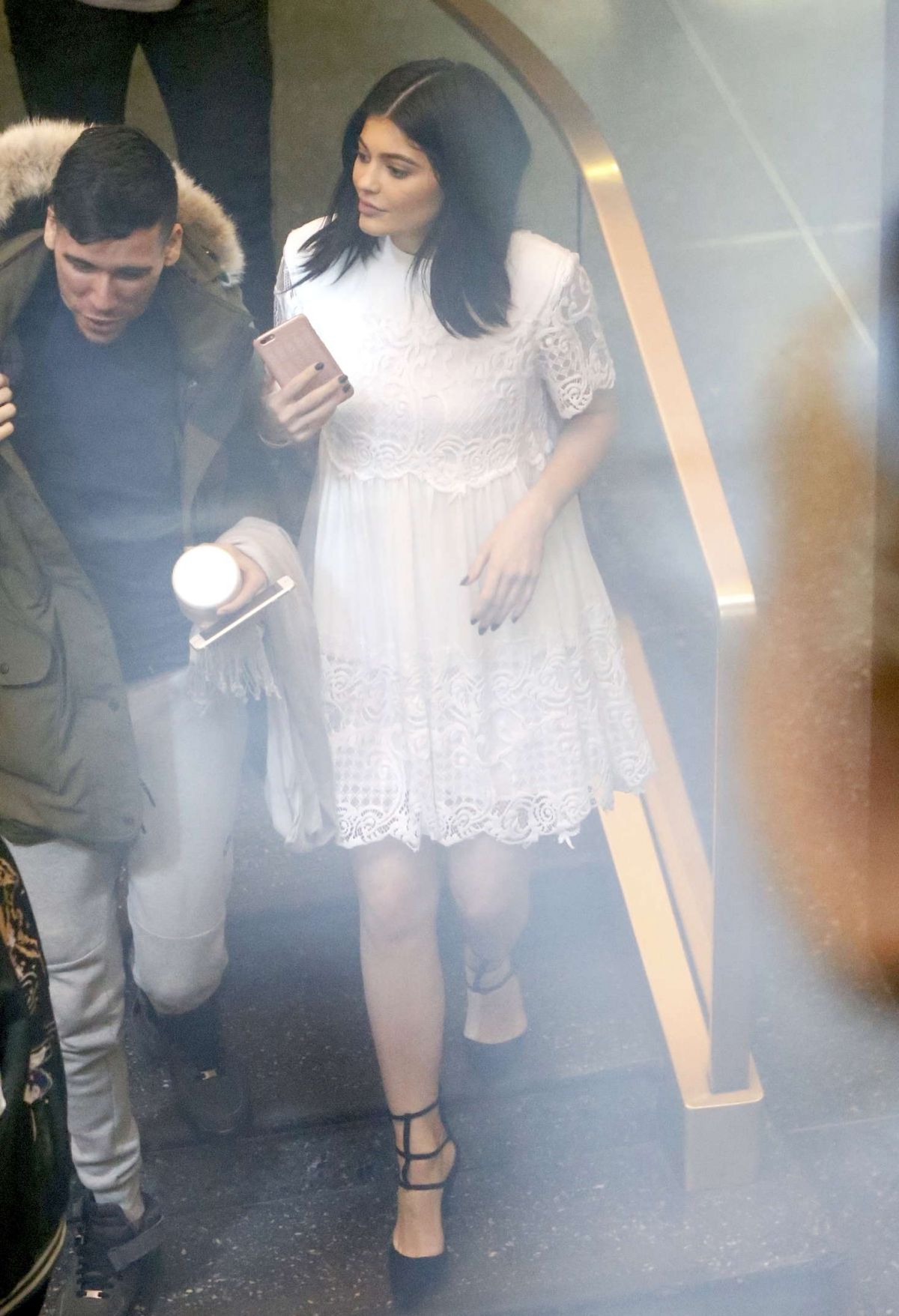 KENDALL and KYLIE JENNER at Today Show in New York 02/11/2016 – HawtCelebs