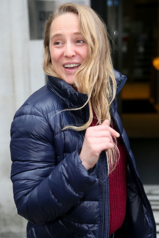 lissie-maurus-leaves-bbc-radio-2-studios-in-london-02-12-2016_7 ...