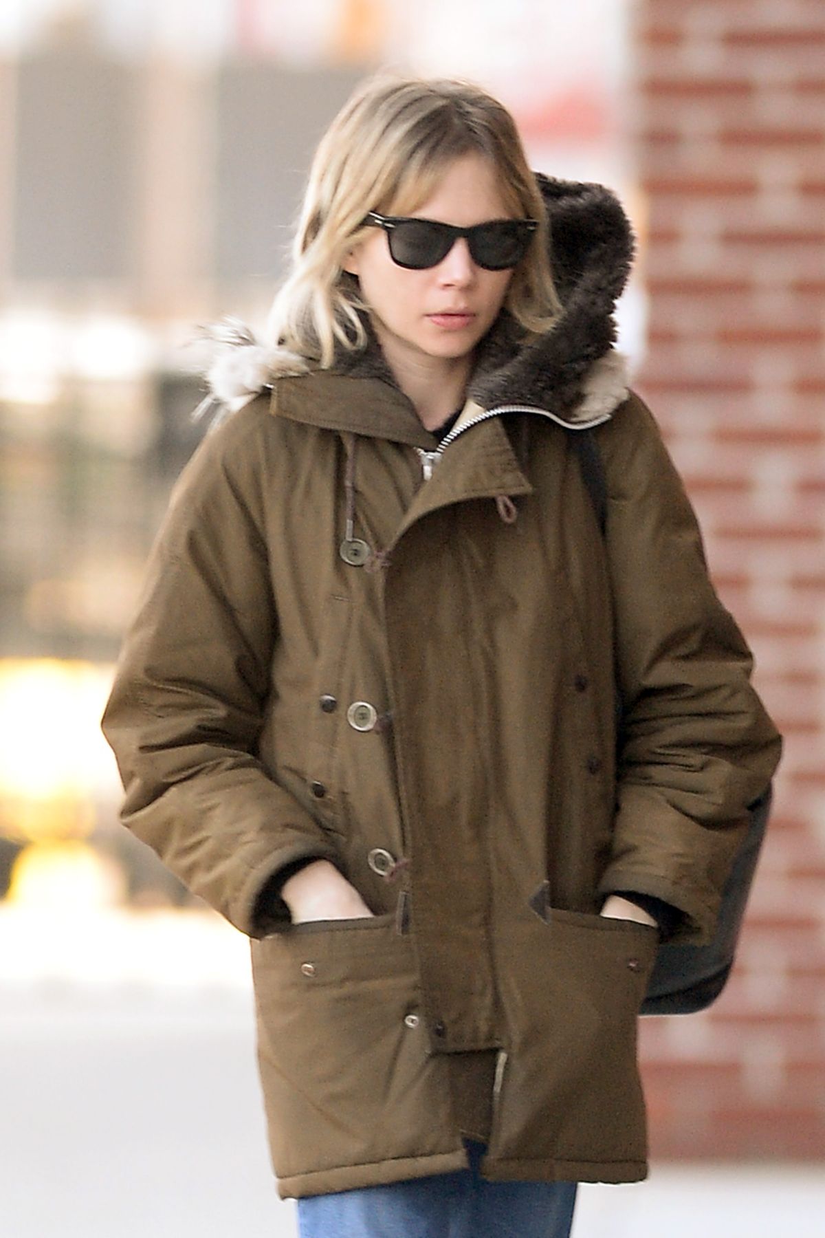 MICHELLE WILLIAMS Out and About in Brooklyn 03/07/2016 – HawtCelebs