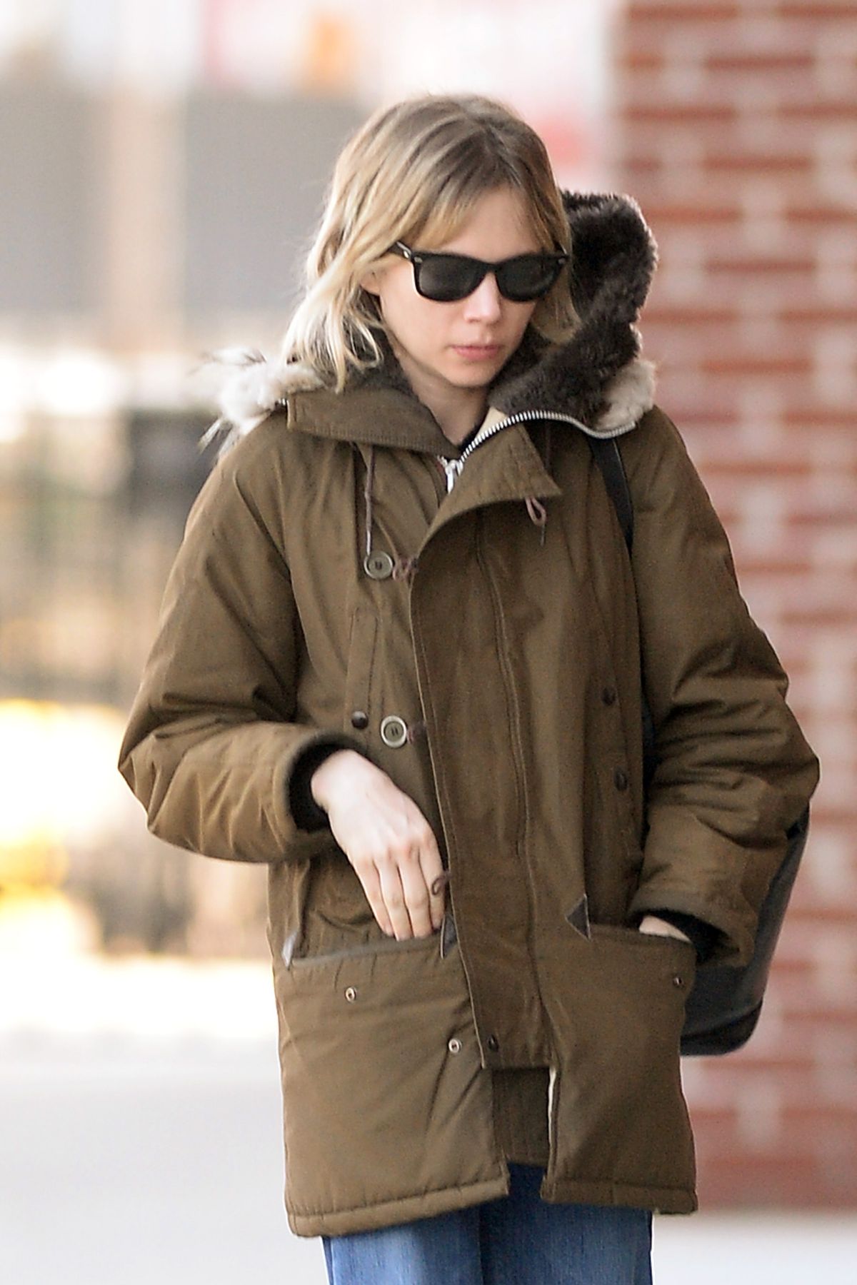 MICHELLE WILLIAMS Out and About in Brooklyn 03/07/2016 – HawtCelebs