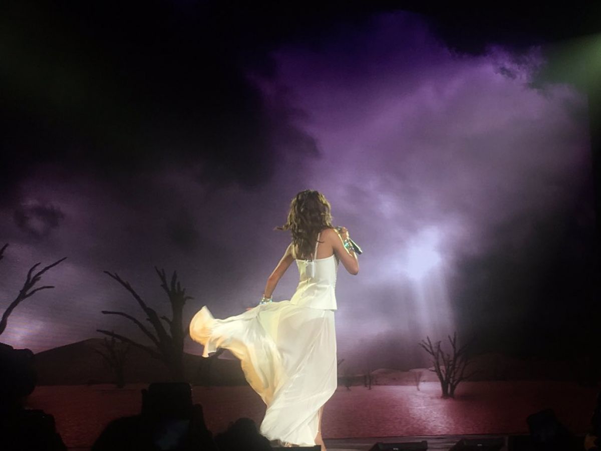 SELENA GOMEZ Performs at Revival Tour in Melbourne 08/05/2016 – HawtCelebs