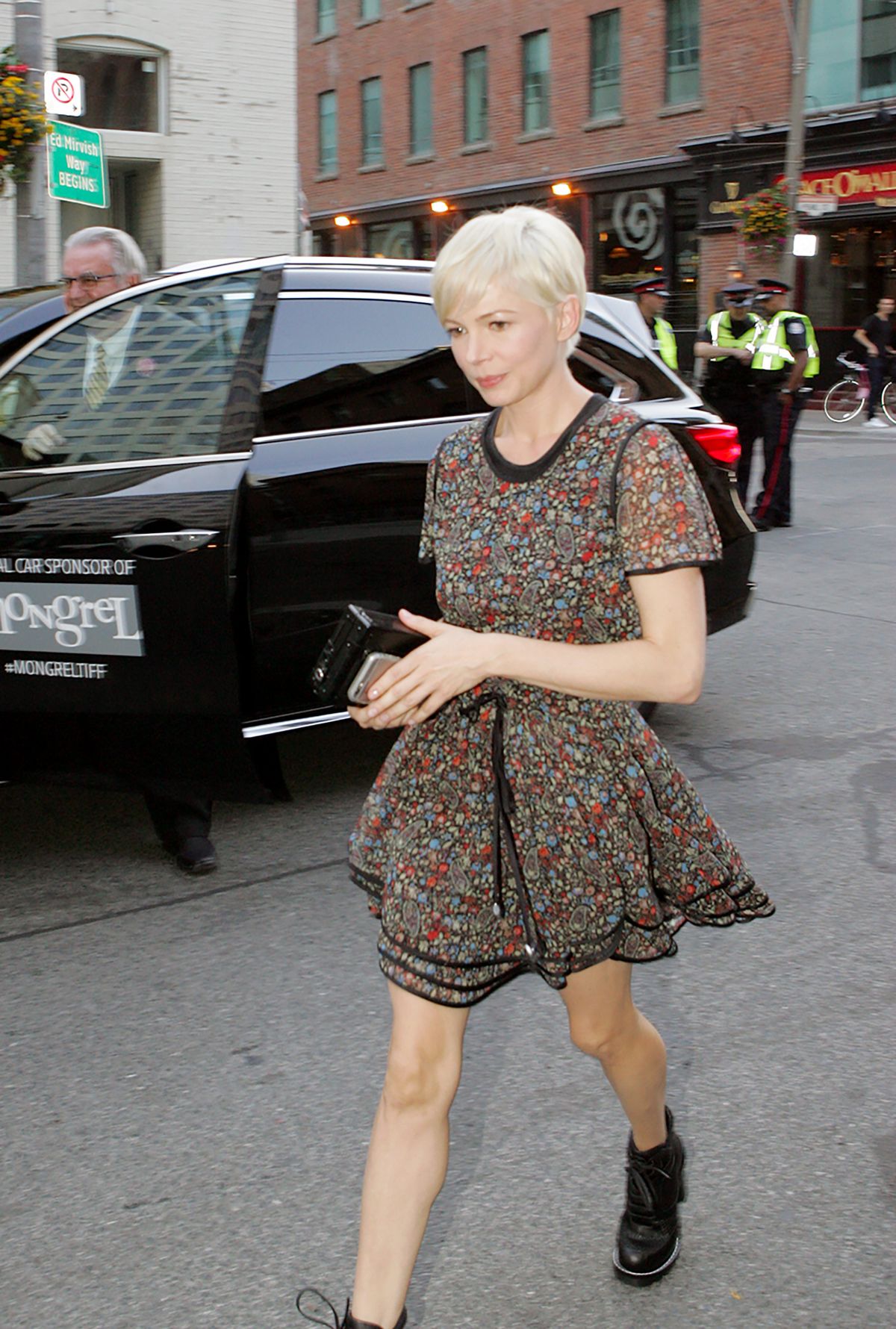 MICHELLE WILLIAMS Out and About in Toronto 09/13/2016 – HawtCelebs