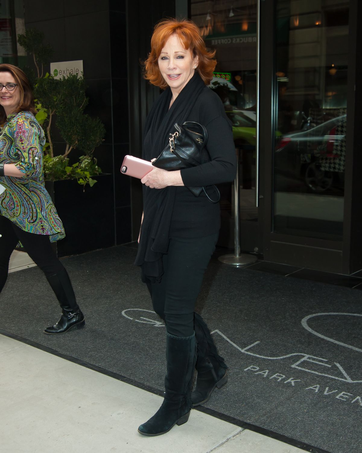 REBA MCENTIRE Out in New York 09/06/2016 – HawtCelebs