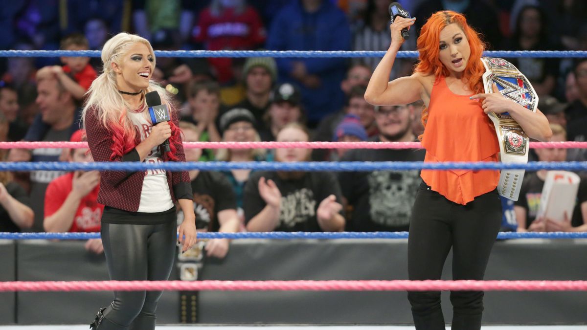 WWE – Smackdown Live! 10/25/2016 – HawtCelebs