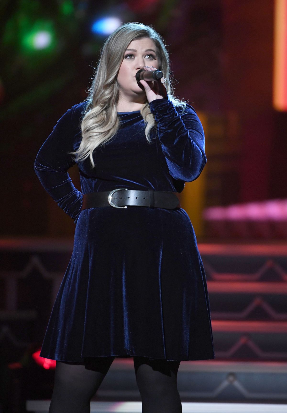 KELLY CLARKSON Performs at CMA 2016 Country Christmas in Nashville 11 ...