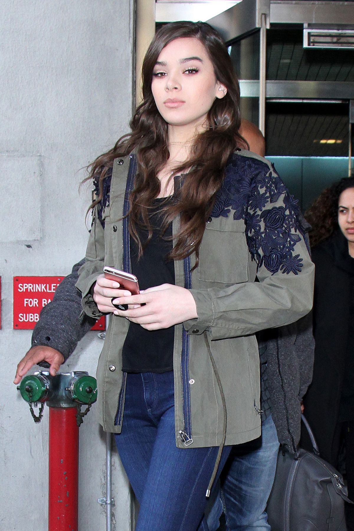 Hailee Steinfeld – Page 52 – HawtCelebs