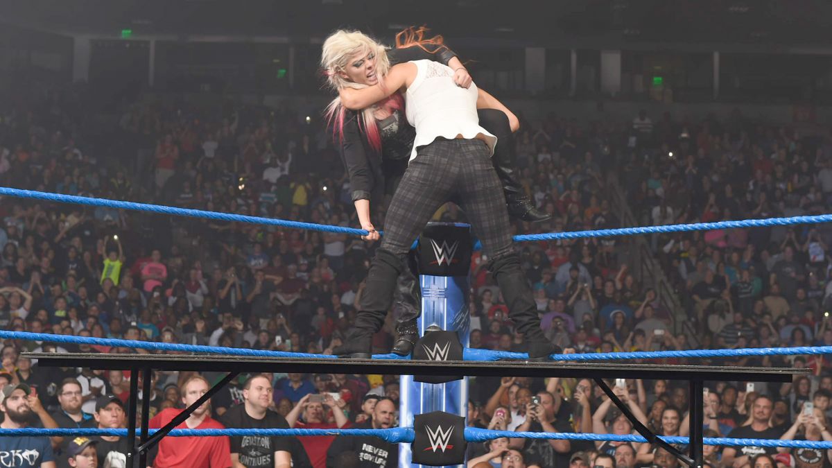 WWE – Smackdown Live! Digitals 11/29/2016 – HawtCelebs