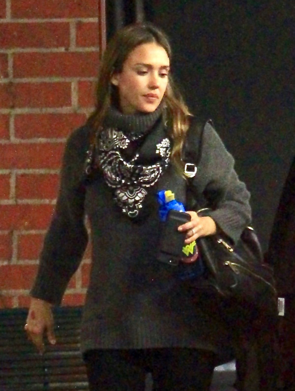 JESSICA ALBA Headig to a Doctor in Beverly Hills 01/003/2016 – HawtCelebs