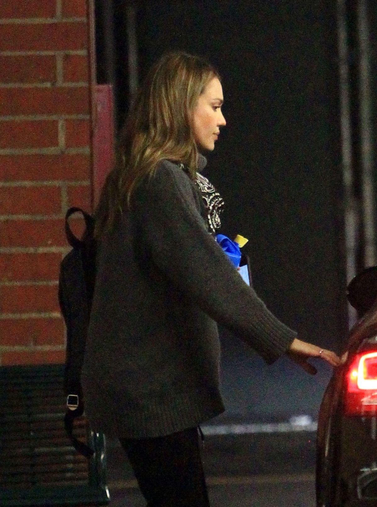 JESSICA ALBA Headig to a Doctor in Beverly Hills 01/003/2016 – HawtCelebs