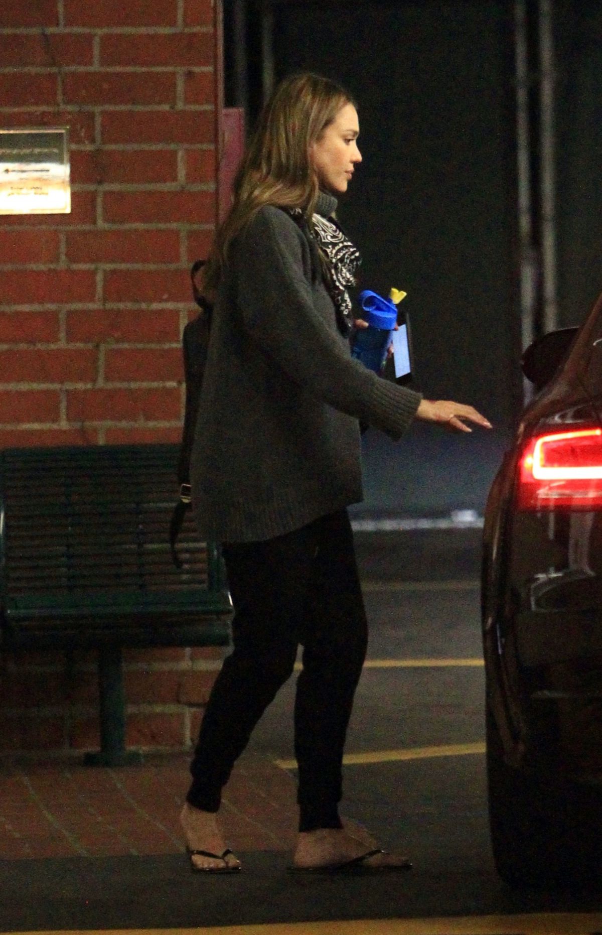 JESSICA ALBA Headig to a Doctor in Beverly Hills 01/003/2016 – HawtCelebs