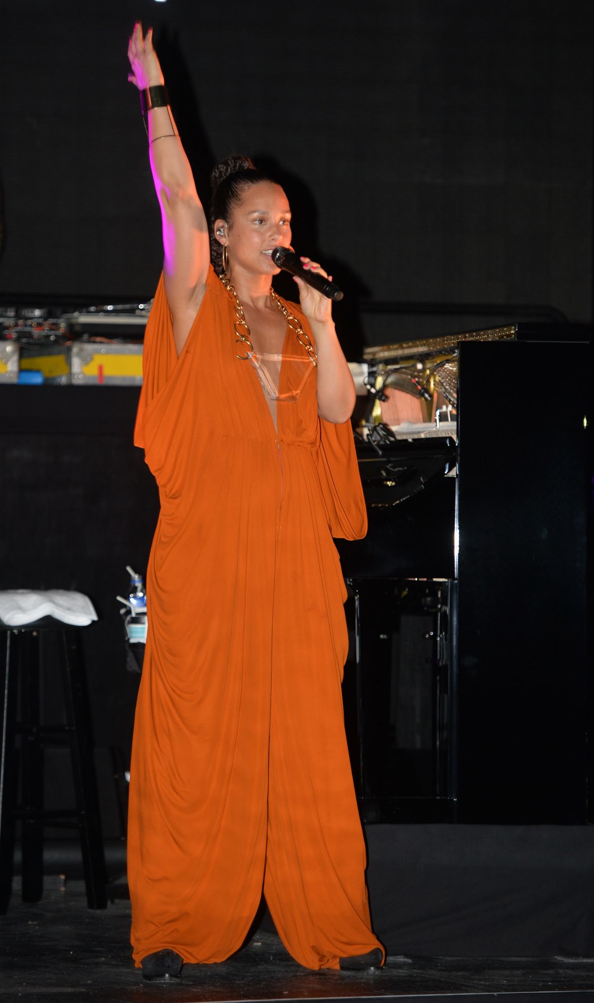 ALICIA KEYS Performs at Porsche Design Tower Miami in Sunny Isles 03/18 ...