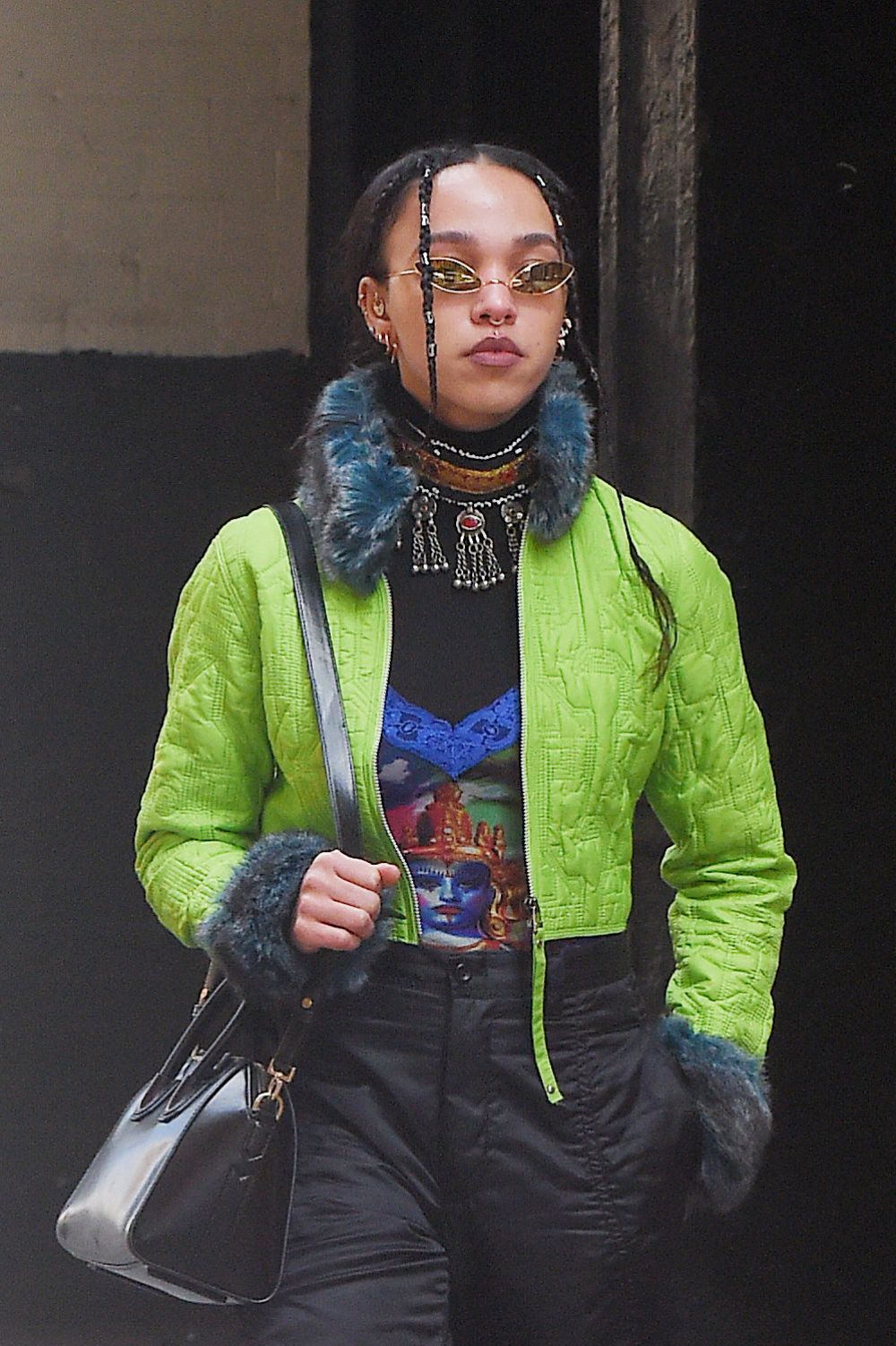 FKA TWIGS Out and About in New York 03/03/2017 – HawtCelebs