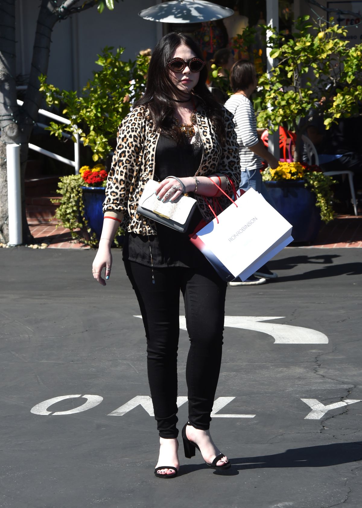 MICHELLE TRACHTENBERG Shopping at Fred Segal in West Hollywood 03/23 ...