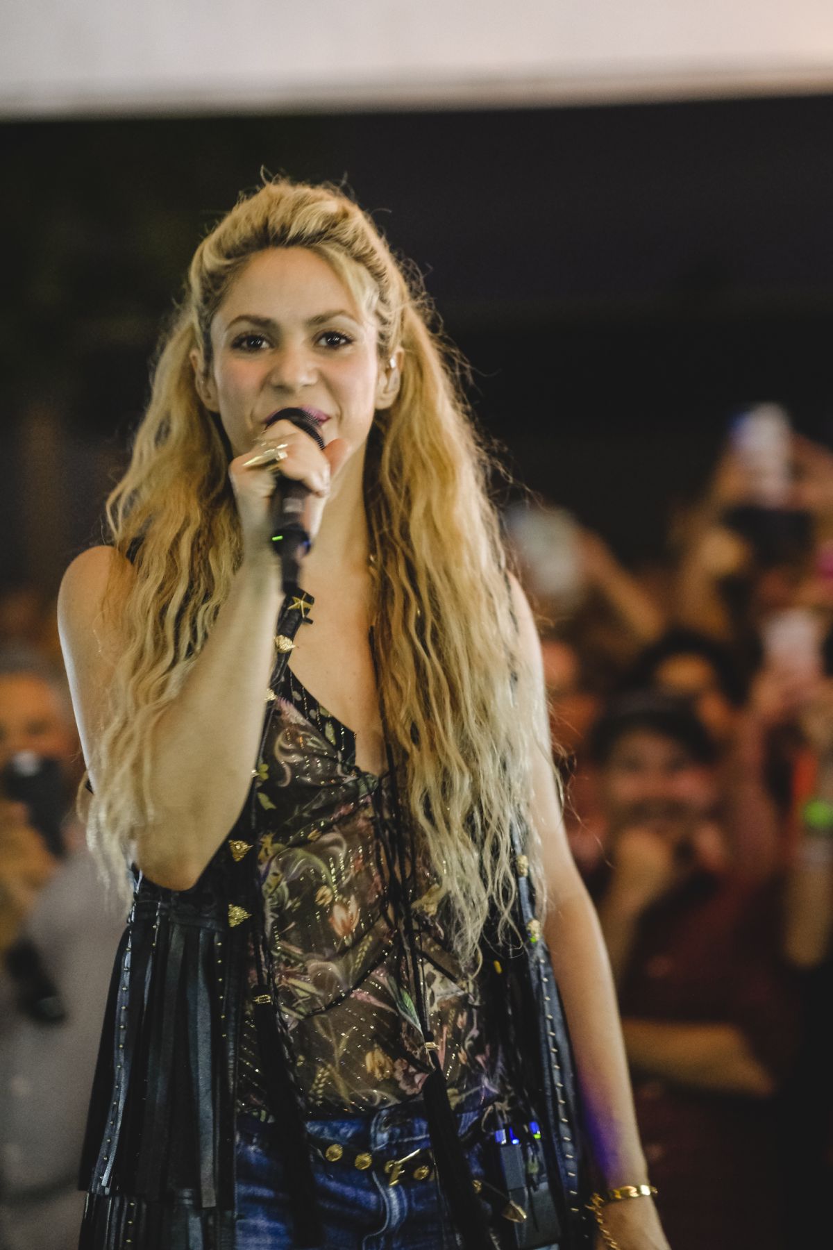 SHAKIRA at Intimate Miami Open Air Venue on Memorial Day Weekend 05/27 ...