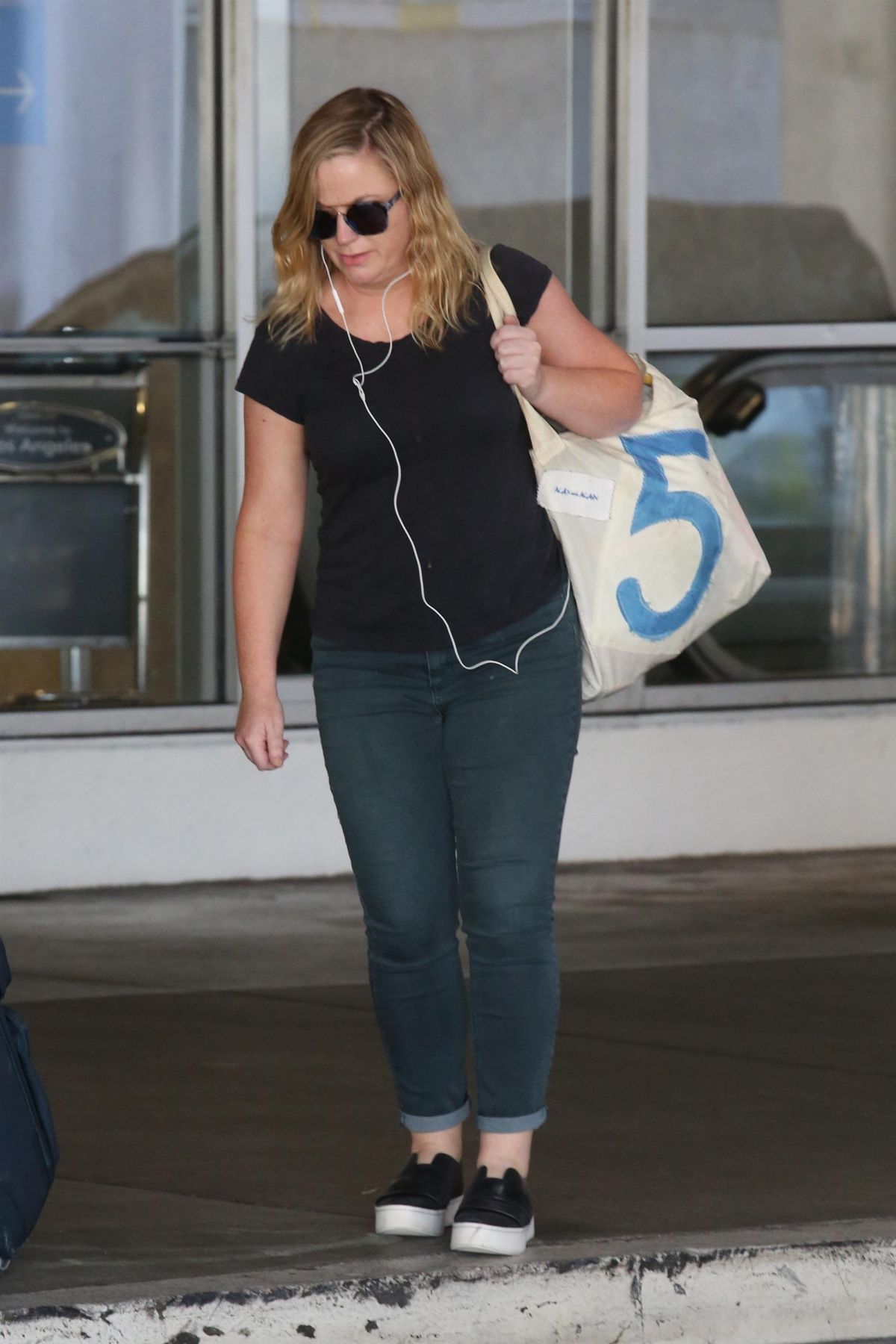 AMY POEHLER at LAX Airport in Los Angeles 06/25/2017 – HawtCelebs
