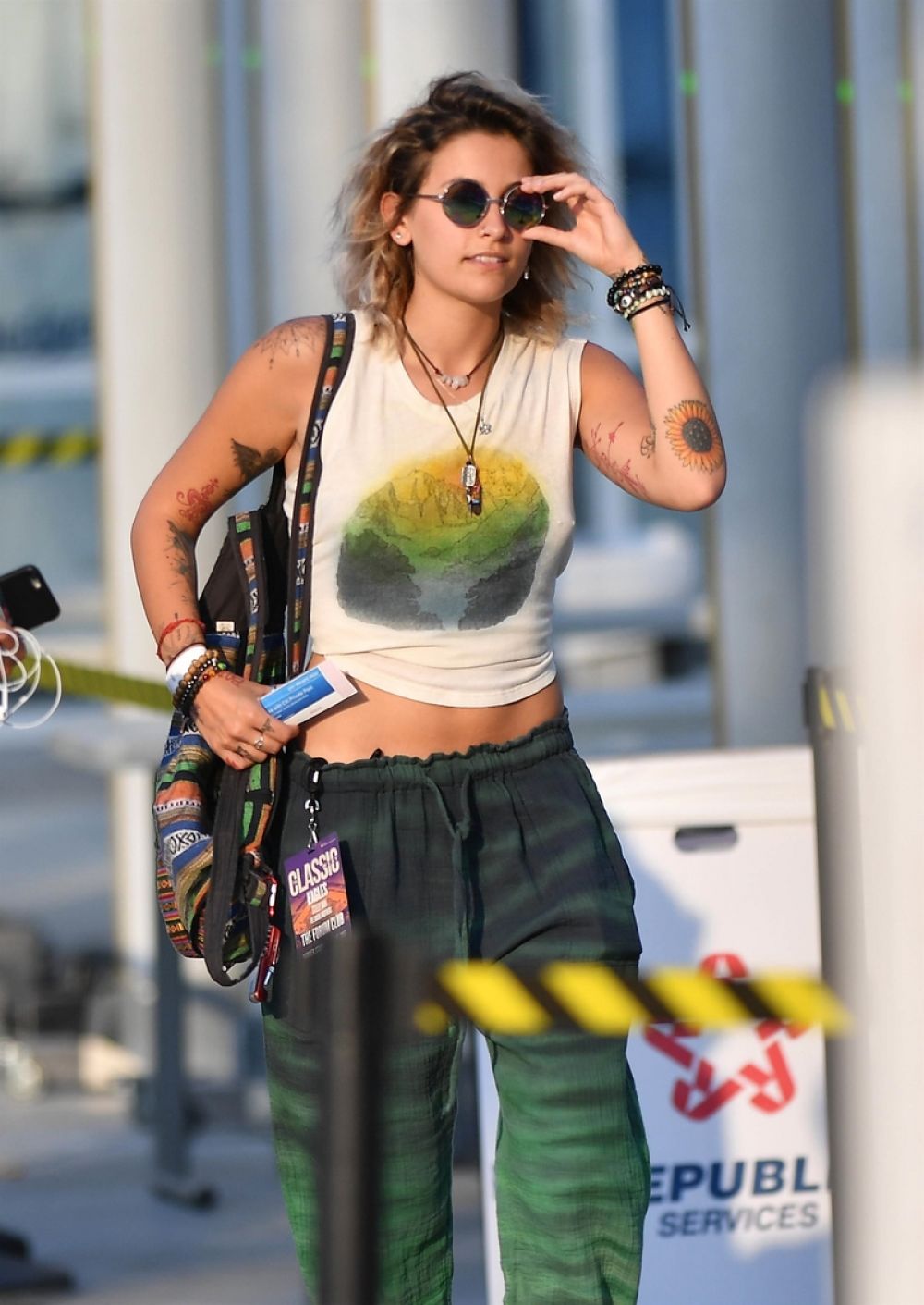 PARIS JACKSON Arrives at Eagles Concert at Dodgers Staduim in Los ...