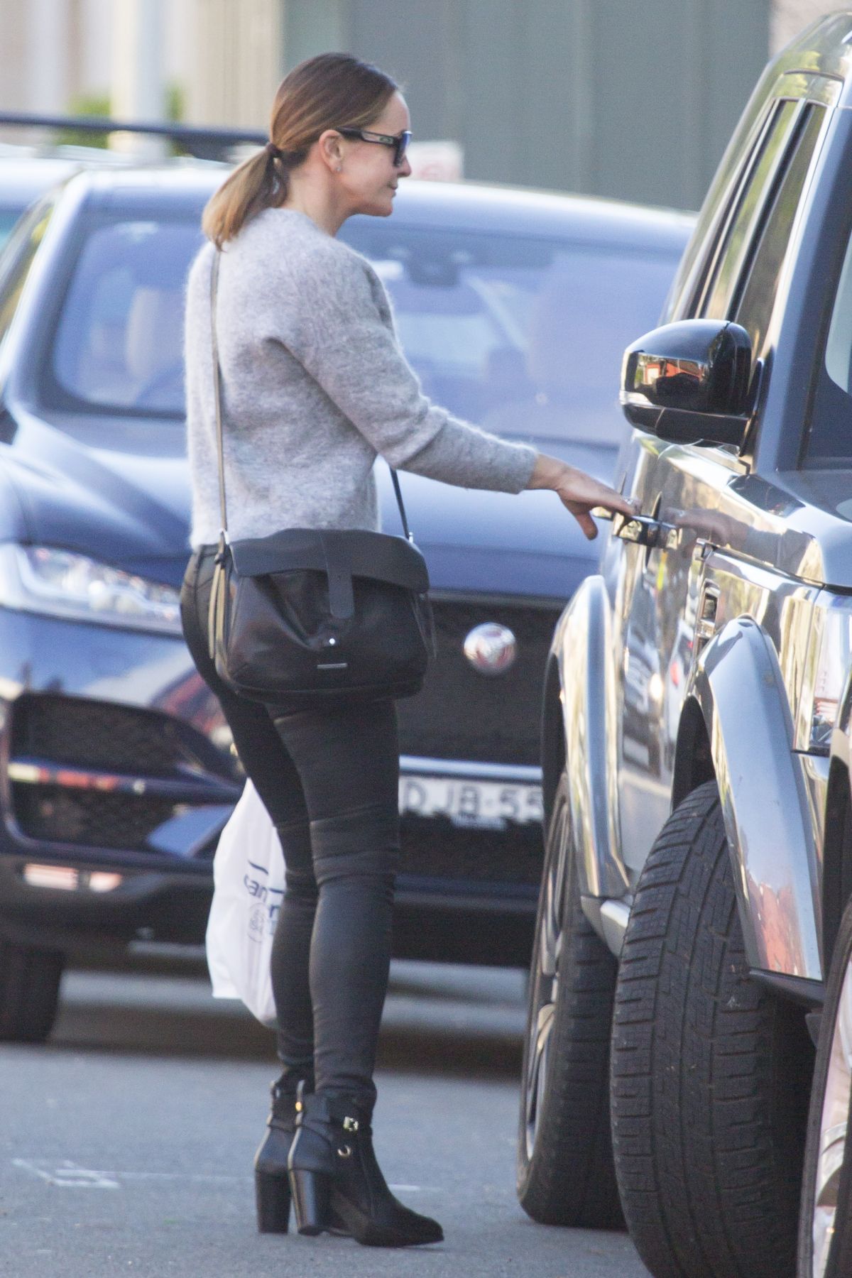 MICHELLE BRIDGES at a Bottle Shop in Sydney 08/12/2017 – HawtCelebs