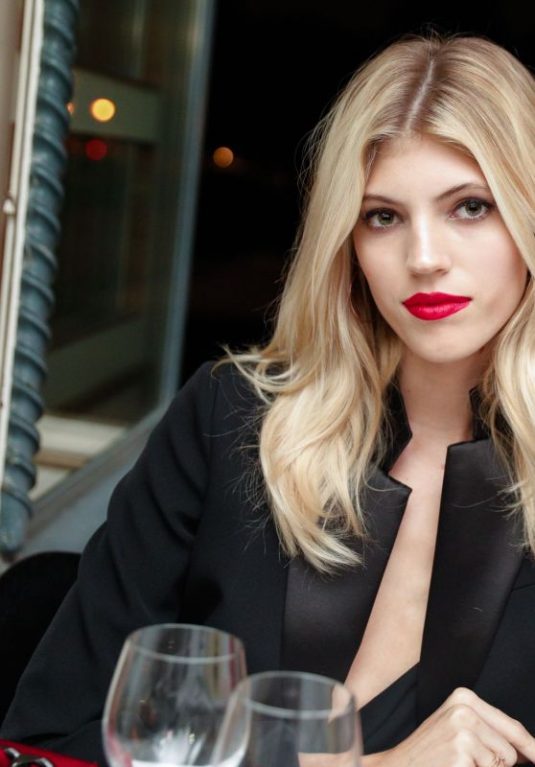 Devon Windsor – Page 11 – HawtCelebs
