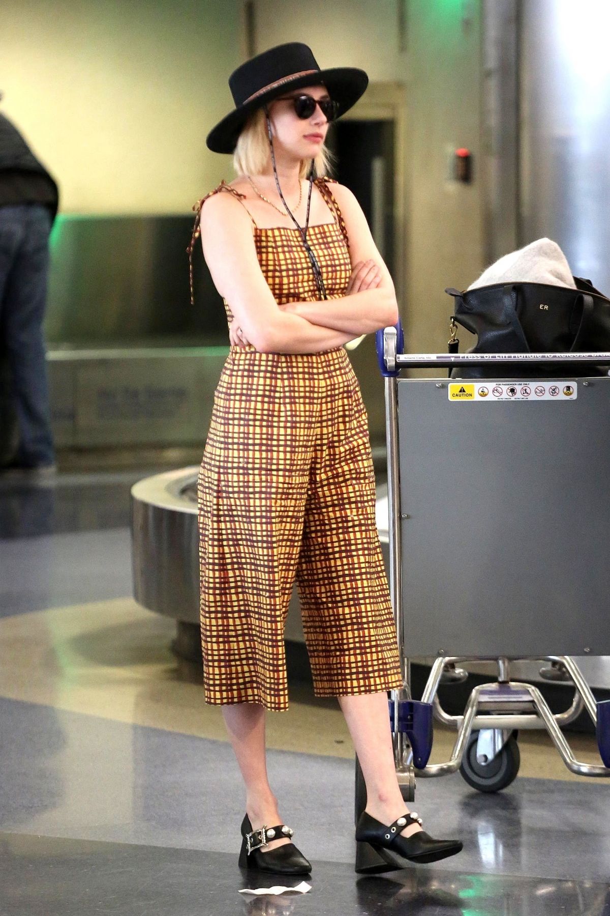 EMMA ROBERTS at Los Angeles International Airport 12/14/2017 – HawtCelebs