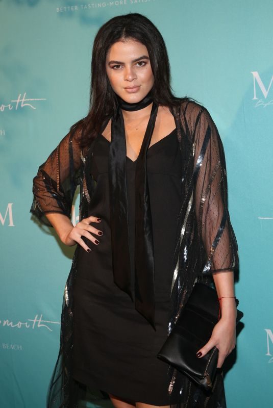 Maytee Martinez – HawtCelebs