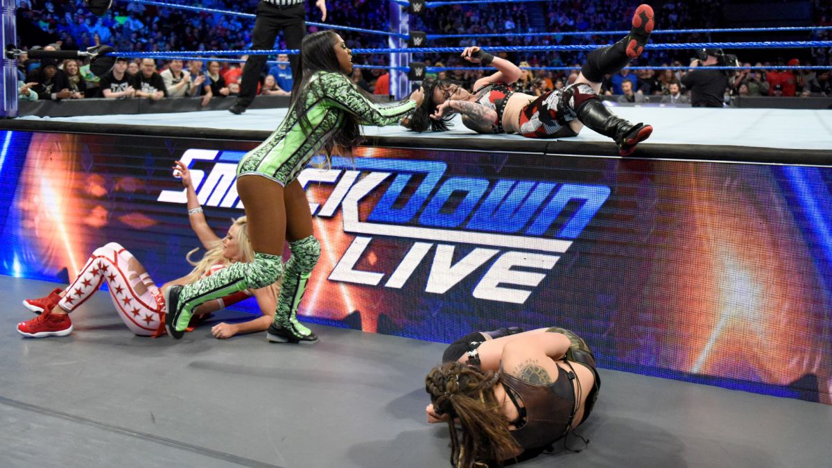 WWE – Smackdown Digitals 12/12/2017 – HawtCelebs