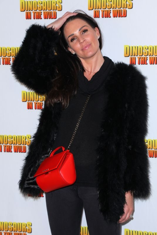 Danielle Lloyd – Page 10 – HawtCelebs