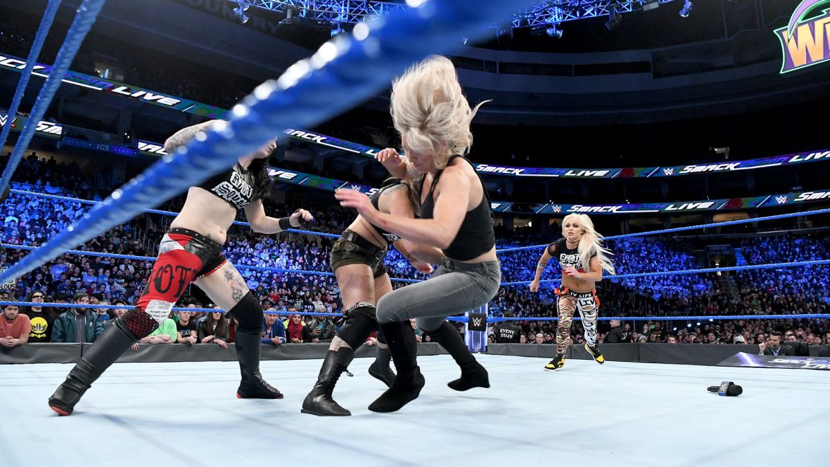 WWE – Smackdown Live Digitals 01/30/2018 – HawtCelebs