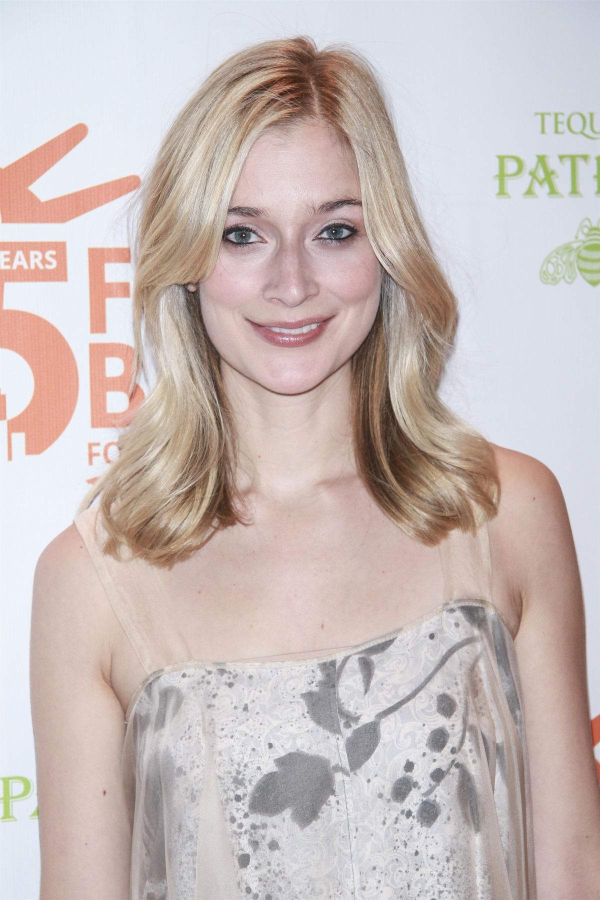 CAITLIN FITZGERALD at Food Bank for New York City Can Do Awards Dinner ...