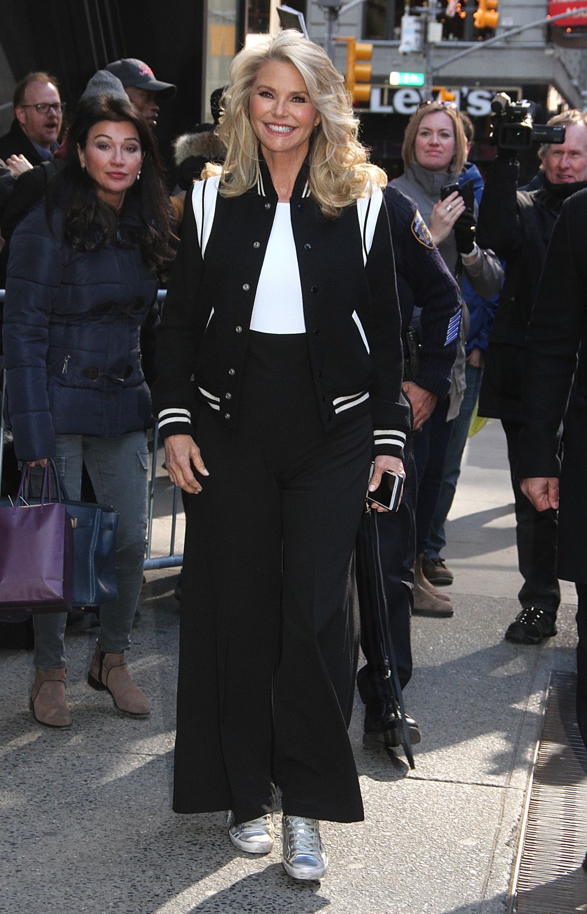 CHRISTIE BRINKLEY at Good Morning America in New York 04/22/2018 ...